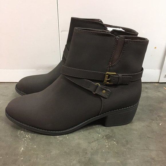 Life Stride | Shoes | New Lifestride Womens Ionic Low Heel Ankle Bootie ...